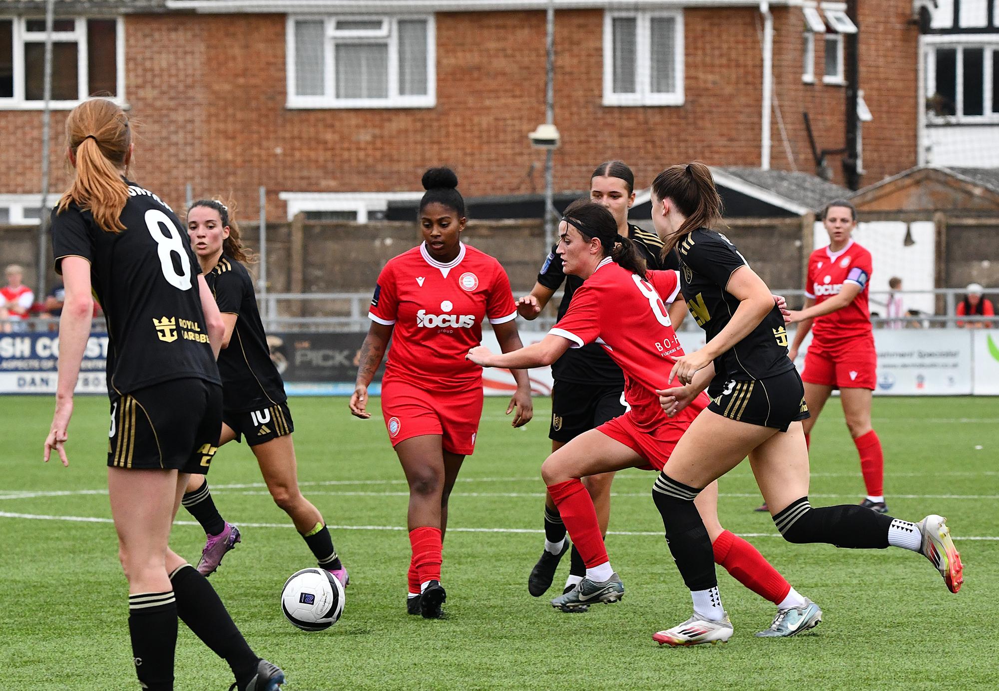 Gates crasher! Worthing through to first round of Women's FA Cup