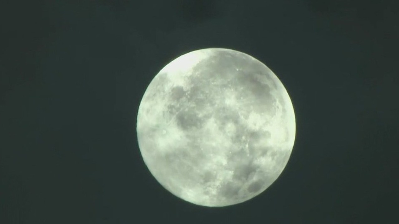 Monday night's supermoon