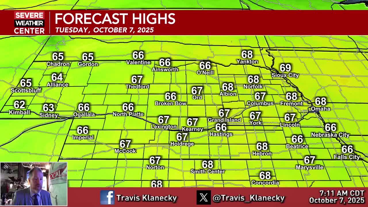 A little chill in the air this morning turns into a very pleasant fall day