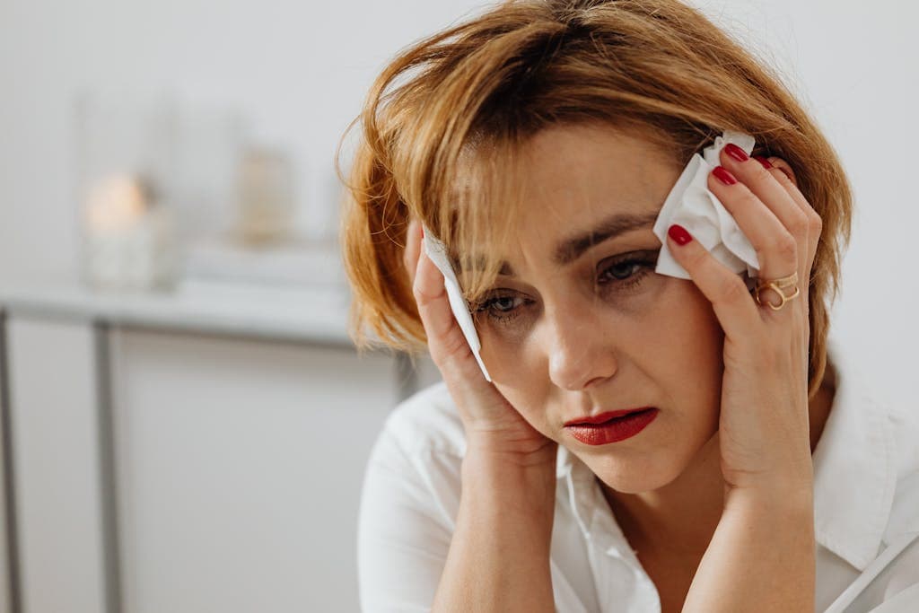 13 Things People Do When They Don't Really Like Themselves