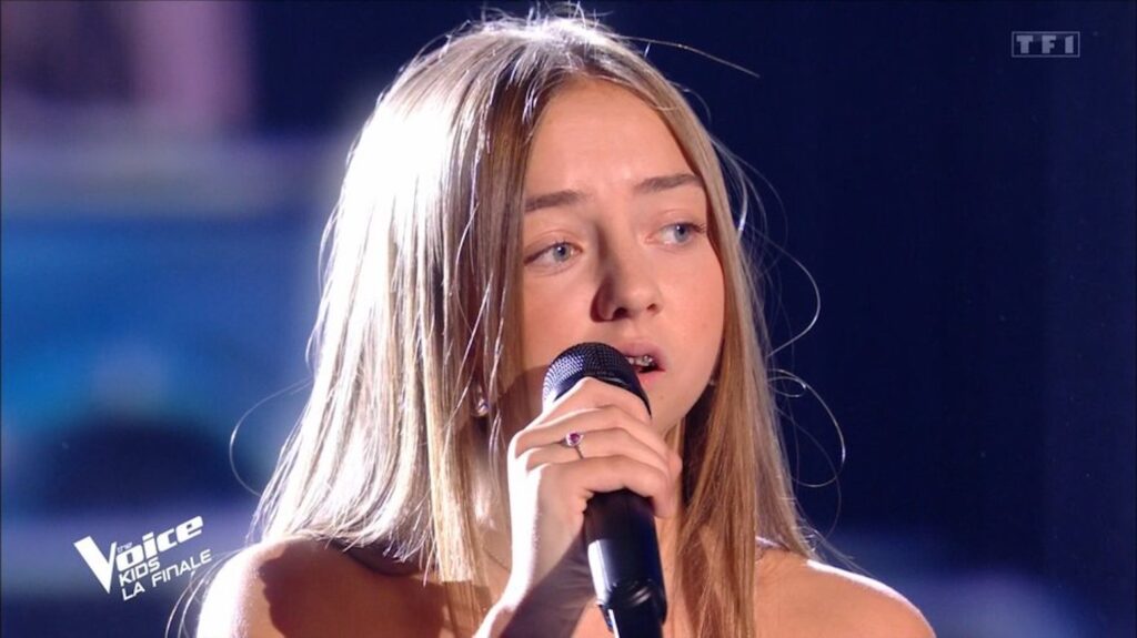 Charlotte (The Voice Kids) : ce qu'elle va faire subir à son visage ...