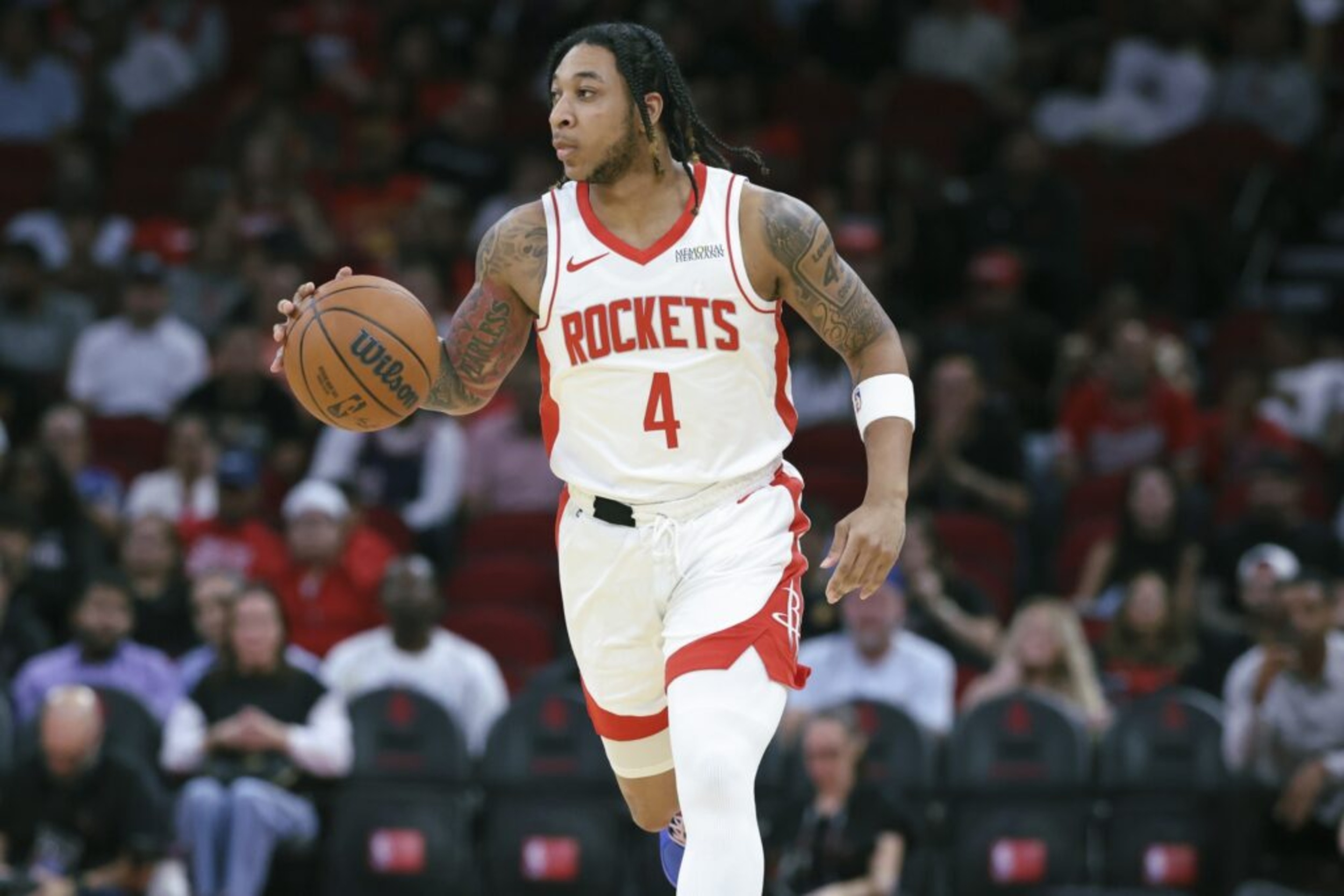 Rockets Hidden Gem Sparks Win In 2025-26 Preseason Opener