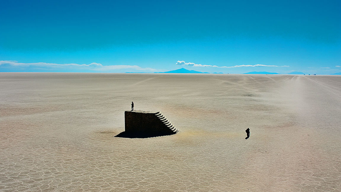 Parque de Esculturas de Sal en 4K – Vistas aéreas del Salar de Uyuni ...
