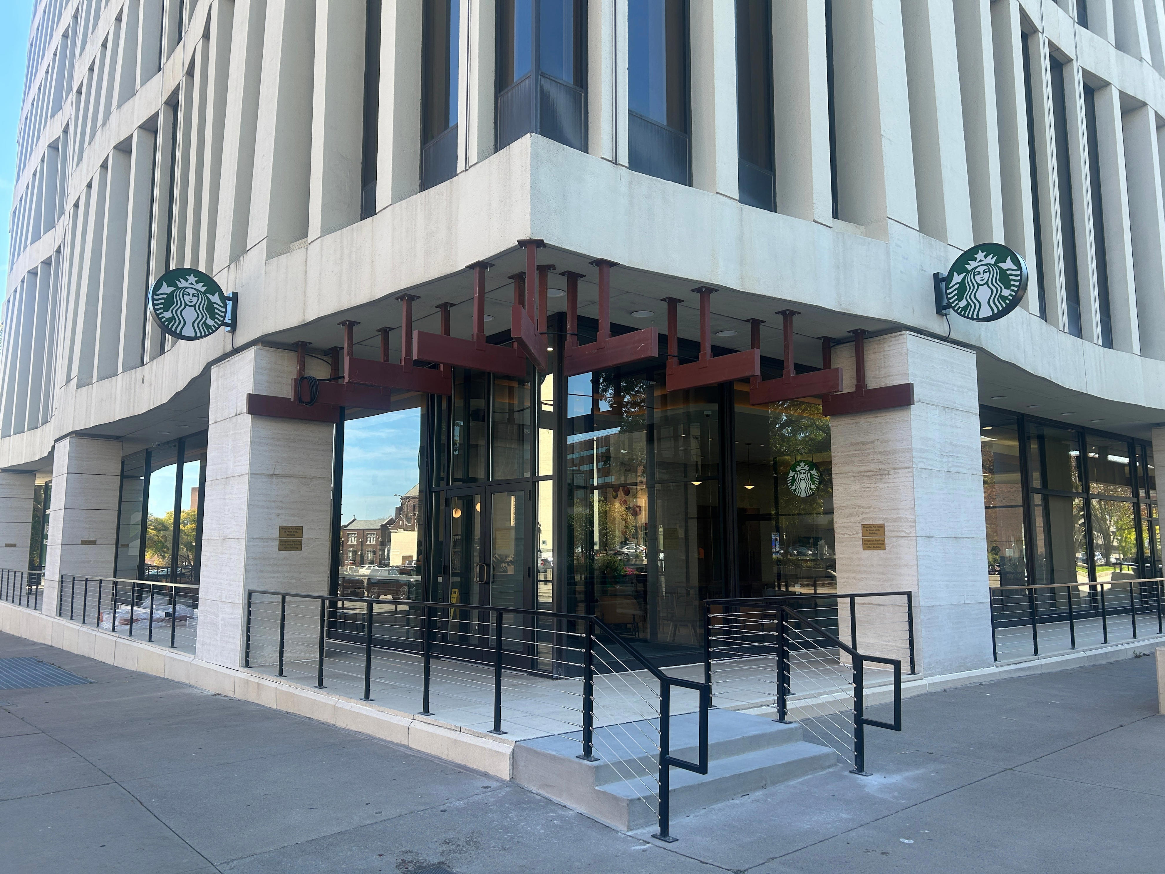 New Starbucks opens in downtown Rochester. Here's where to find it