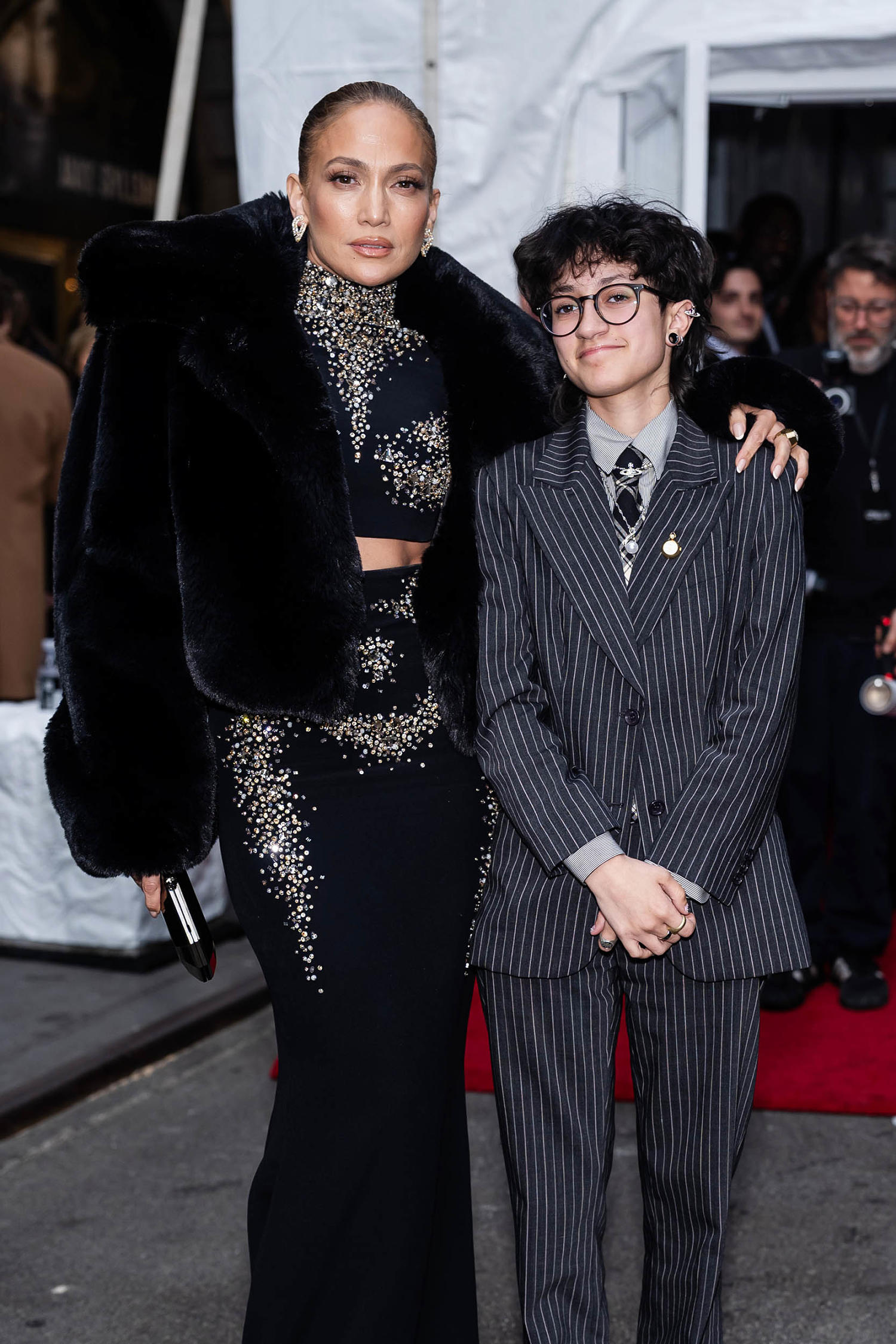 Jennifer Lopez’s Twins, Max and Emme, Make Rare Red Carpet Appearance ...