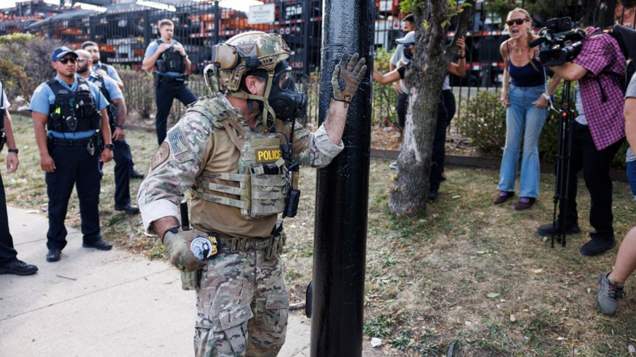 Judge temporarily blocks Trump National Guard deployment to Chicago area