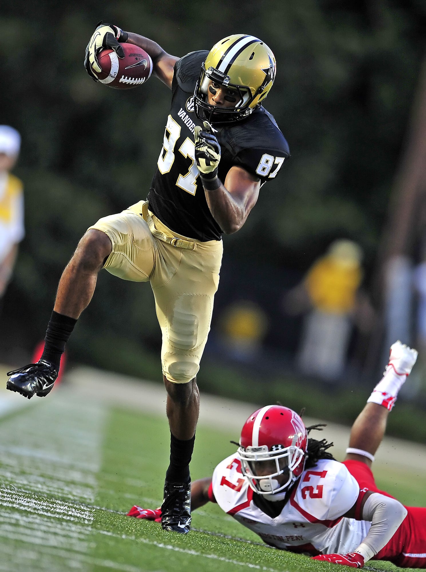 Vanderbilt football hires Jordan Matthews, former Commodore, NFL player ...