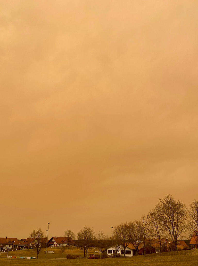 Why dust from the Sahara affects weather across the Atlantic