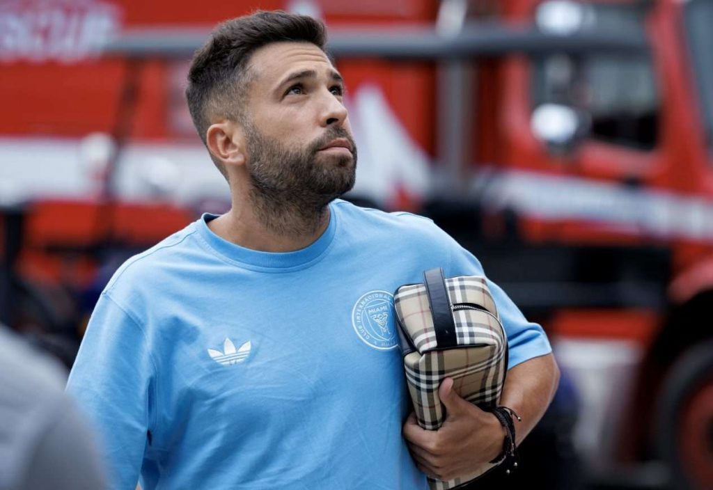 Jordi Alba päättää pelaajauransa – tunteikas video