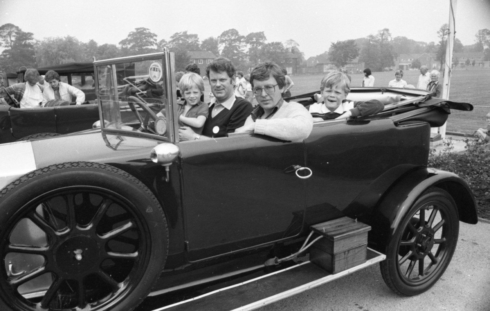 37 nostalgic pictures that throwback to 1982 Preston