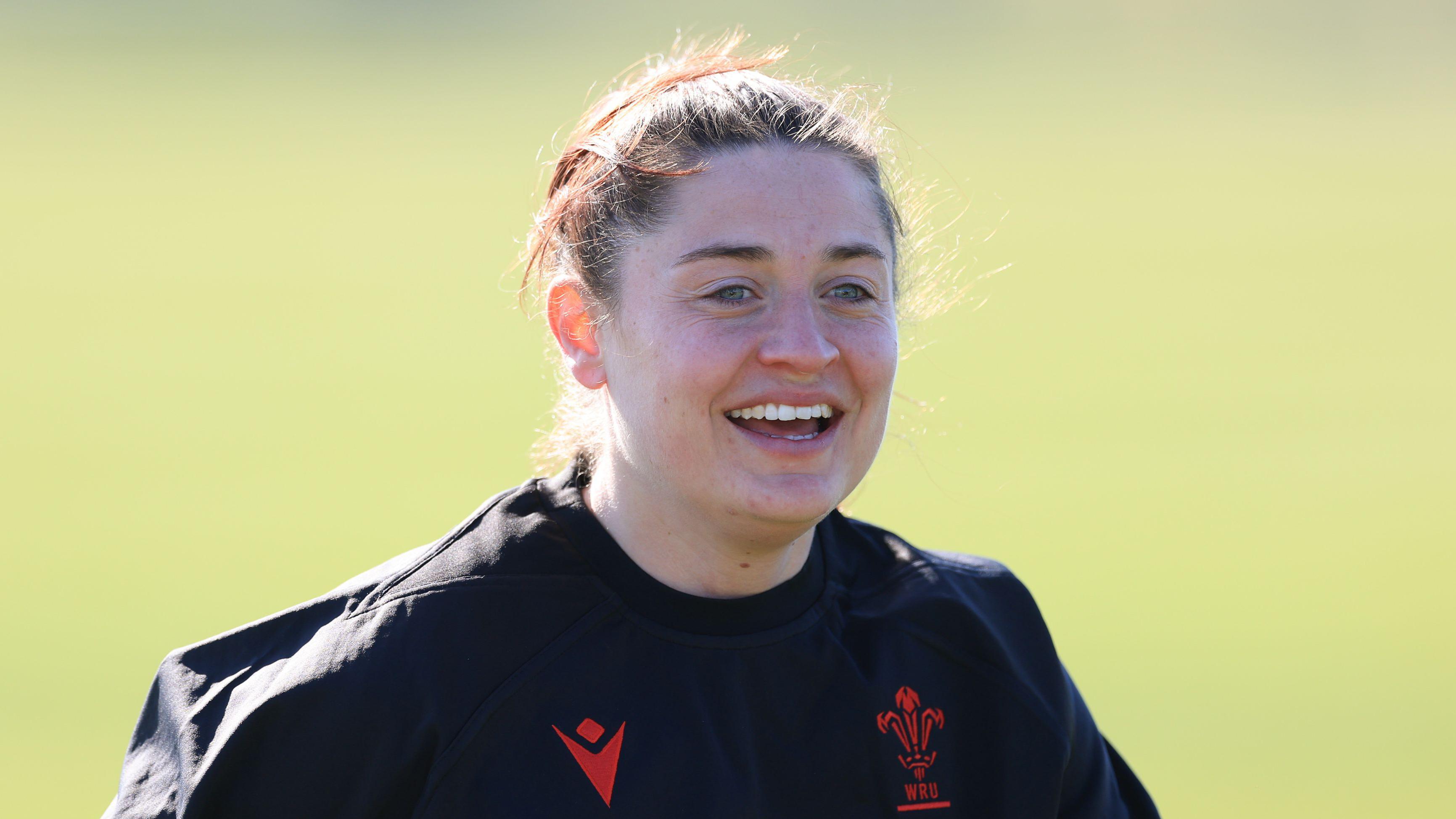 Wales fly-half Wilkins retires for WRU coach role