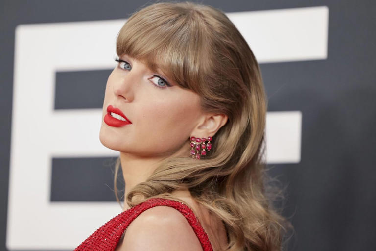 Taylor Swift: «No al Super Bowl 2026 per amore»