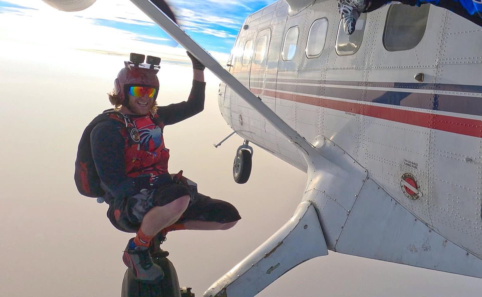 Skydiver survives plane crash, only to fall to death without parachute