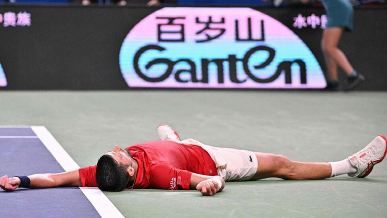 Viral video: Novak Djokovic collapses during Shanghai Masters Round of ...