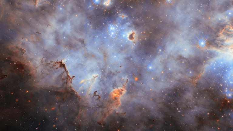 Cosmic clouds caught by Hubble Telescope | Space photo of the day for ...