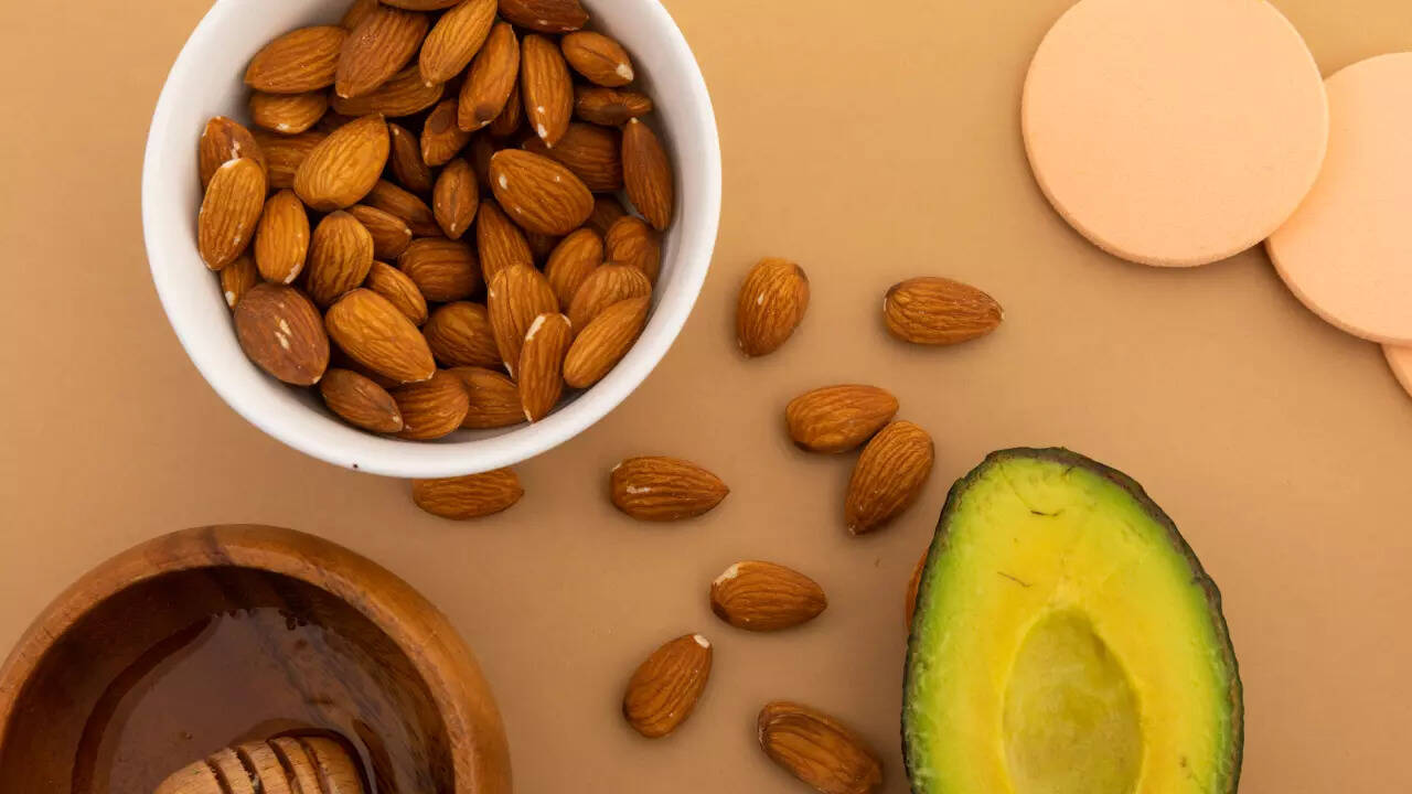 Avocado and almonds: 7 health benefits of this combo you probably didn ...
