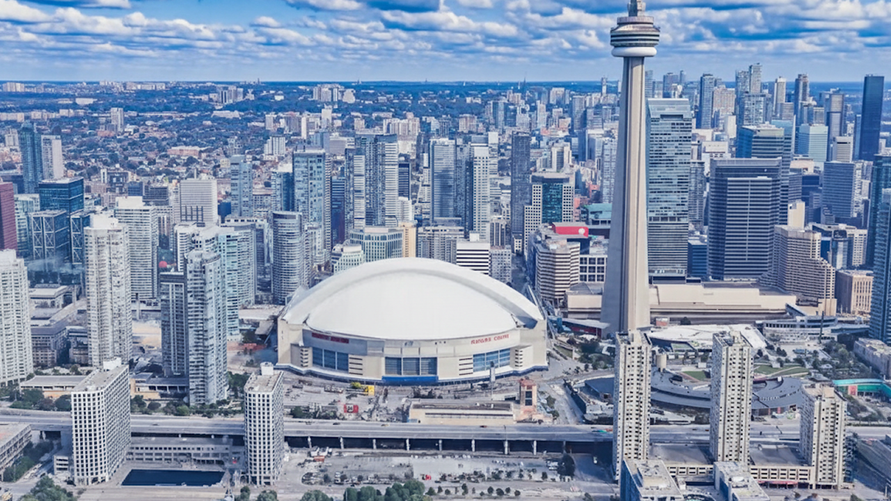 Rogers Centre e CN Tower – Ícones da Paisagem de Toronto