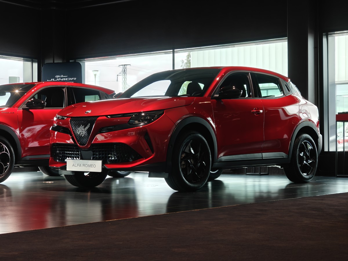 Alfa Romeo Junior -mallistoon 5000 euron asiakasetu
