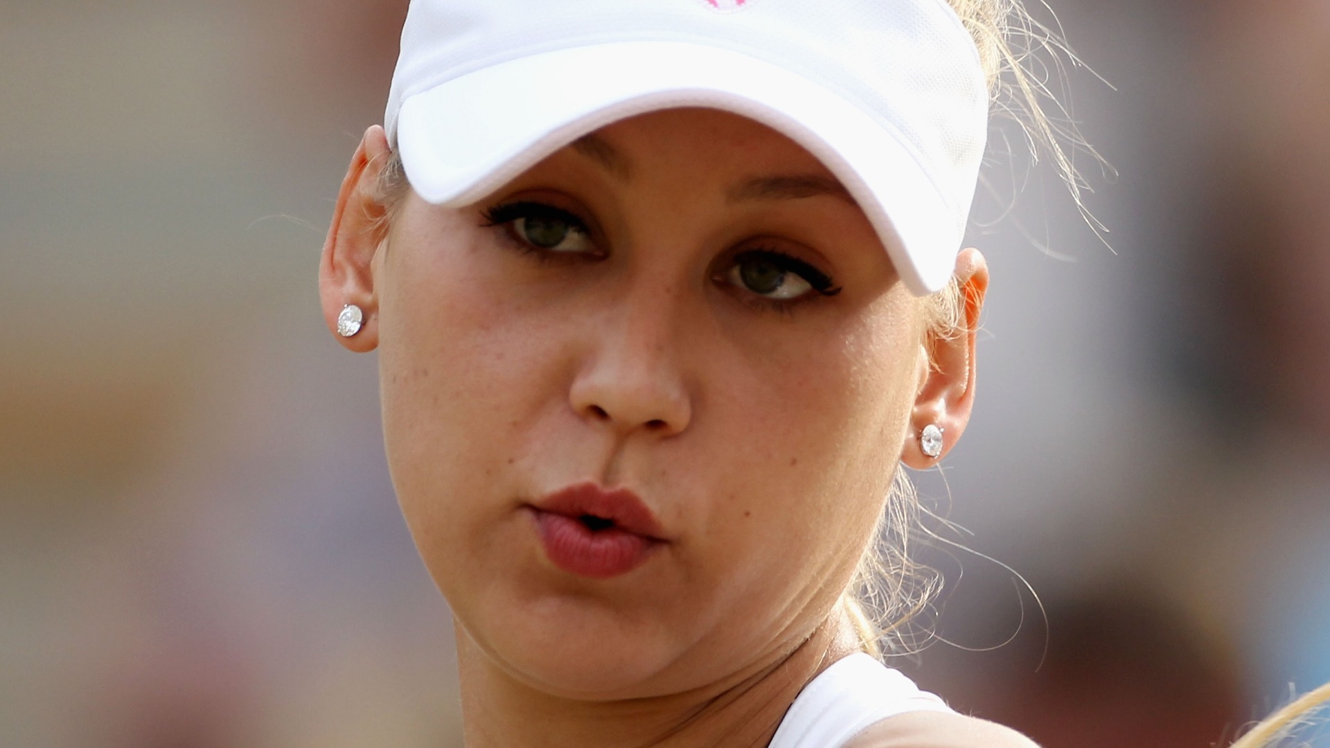 The Tragedy Of Anna Kournikova Gets Sadder & Sadder