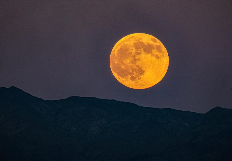 When is the next full moon? First supermoon in California for 2026