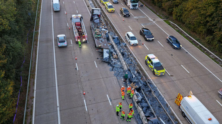 Lorry crash on M20 bridge causes rush hour chaos