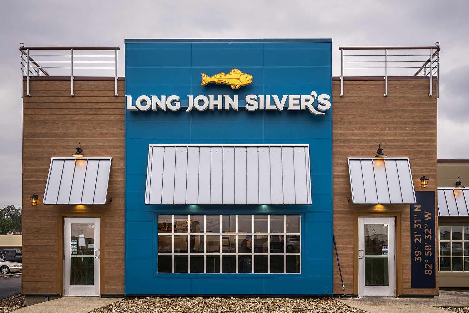 Long John Silver’s Swaps Fish for This ‘Unexpected’ Animal in New Logo ...