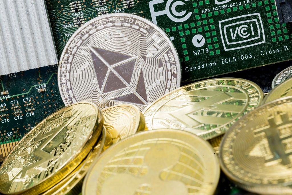 Qian Zhimin: China's fraudulent bitcoin queen