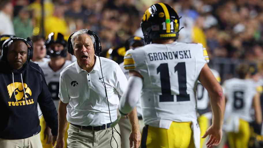 Kirk Ferentz's latest comments on the Iowa QB situation is giving Luke ...