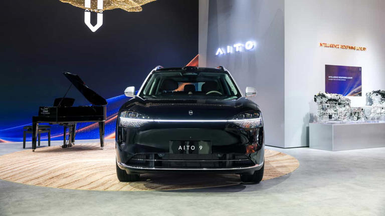Range-Extended EVs Are the Next Big Thing. AITO Is Bringing Them to the ...