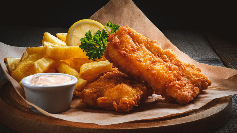 Your Fish And Chips Will Fail To Be Crispy If You Make This Cooking Mistake