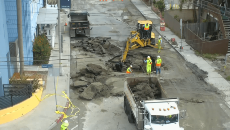 Sinkhole opens on Venice street after water main break