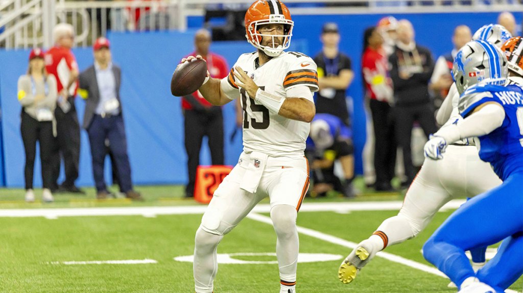 Is new Bengals QB Joe Flacco playing vs. Packers after trade?