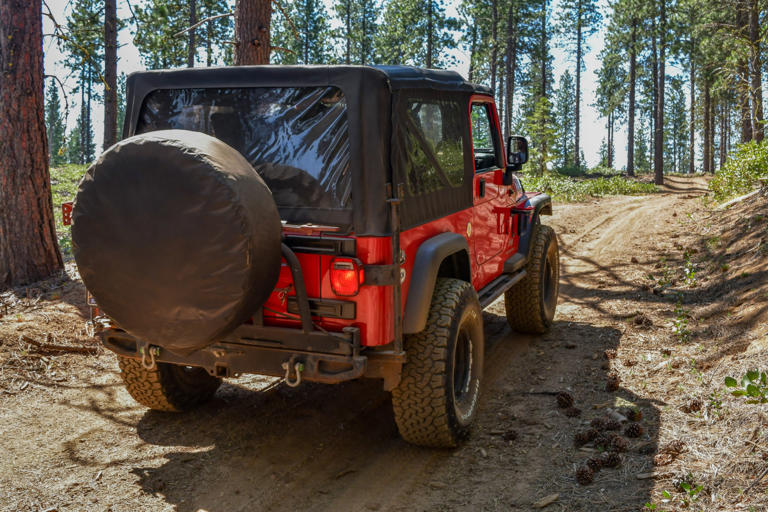 I Took My 2006 Jeep Wrangler on a 12-Hour Drive. Now I Know Why People ...