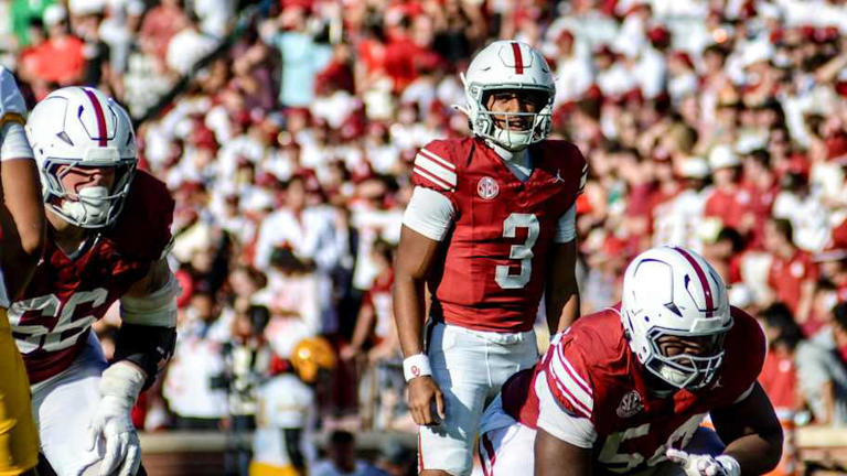 Oklahoma loses quarterback to the transfer portal per report