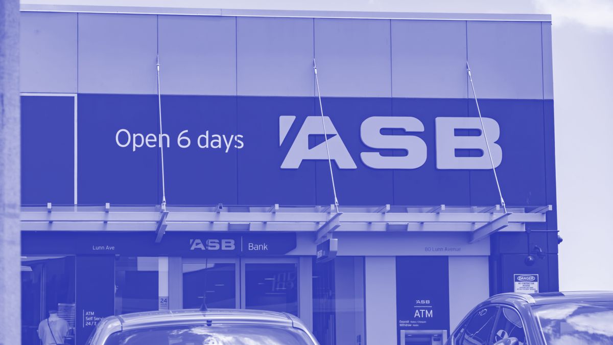 Commonwealth Bank shares slip on ASB Bank class action payout