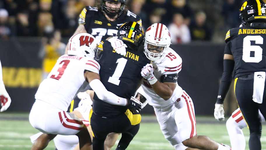Pros and cons of Wisconsin Badgers getting Iowa Hawkeyes at home for a ...