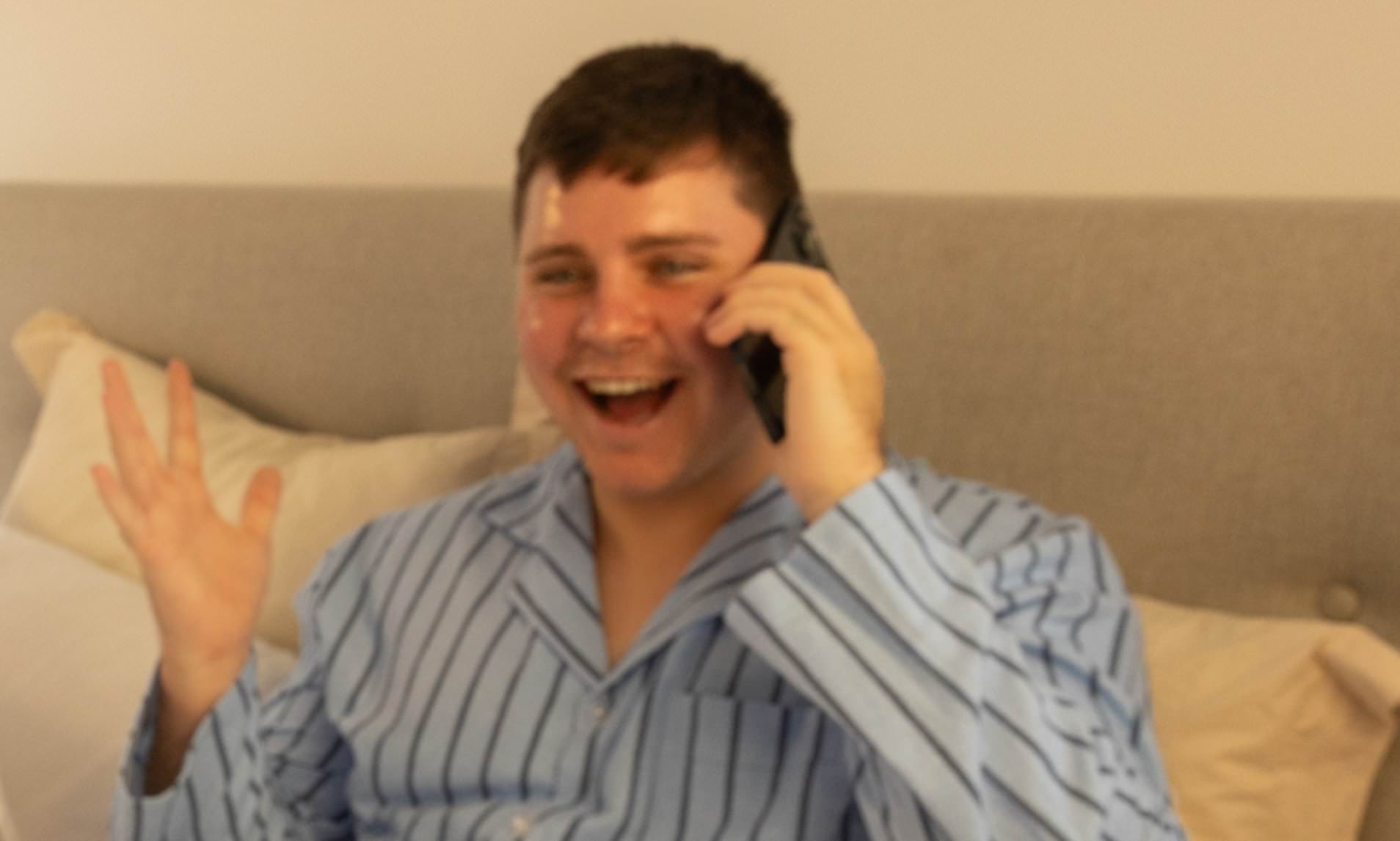 Aussie bloke becomes $1million richer after receiving a single text message