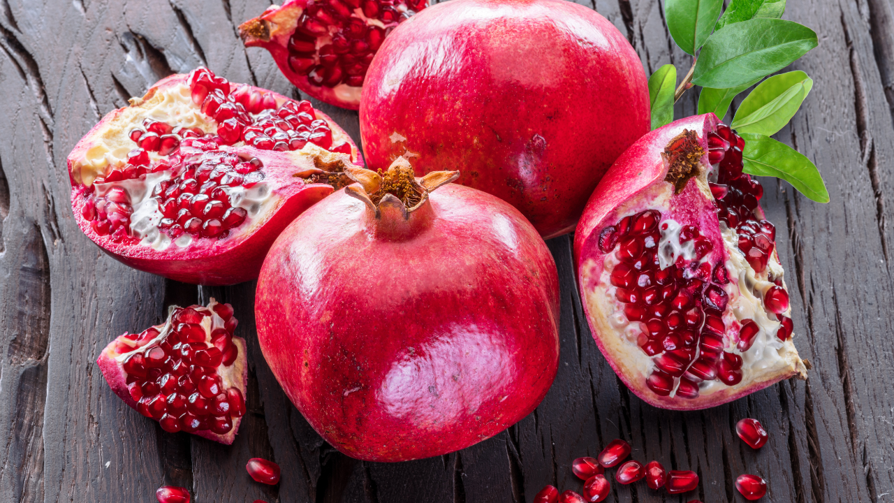 1 in 28 women is at risk of breast cancer: Consuming 6 foods can ...