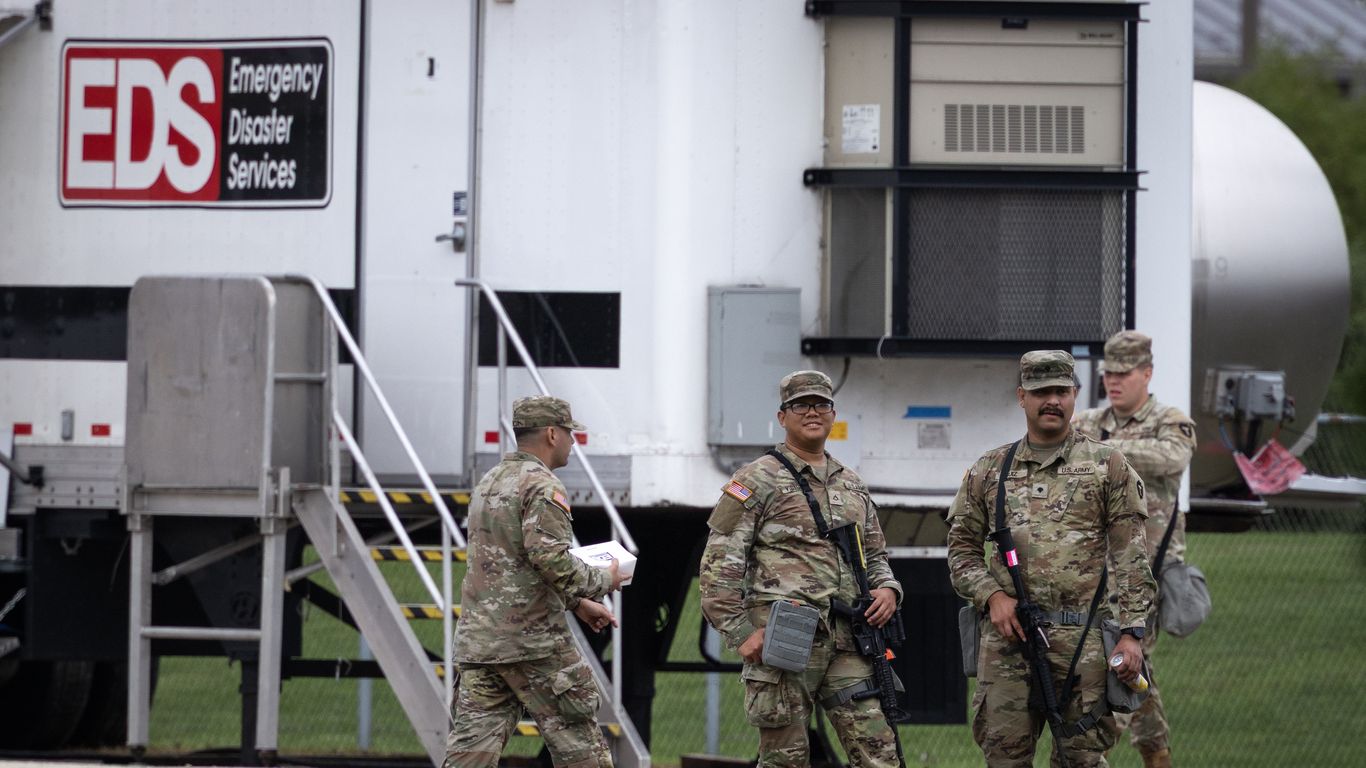 Photos: Texas National Guard troops arrive in Chicago area for Trump ...