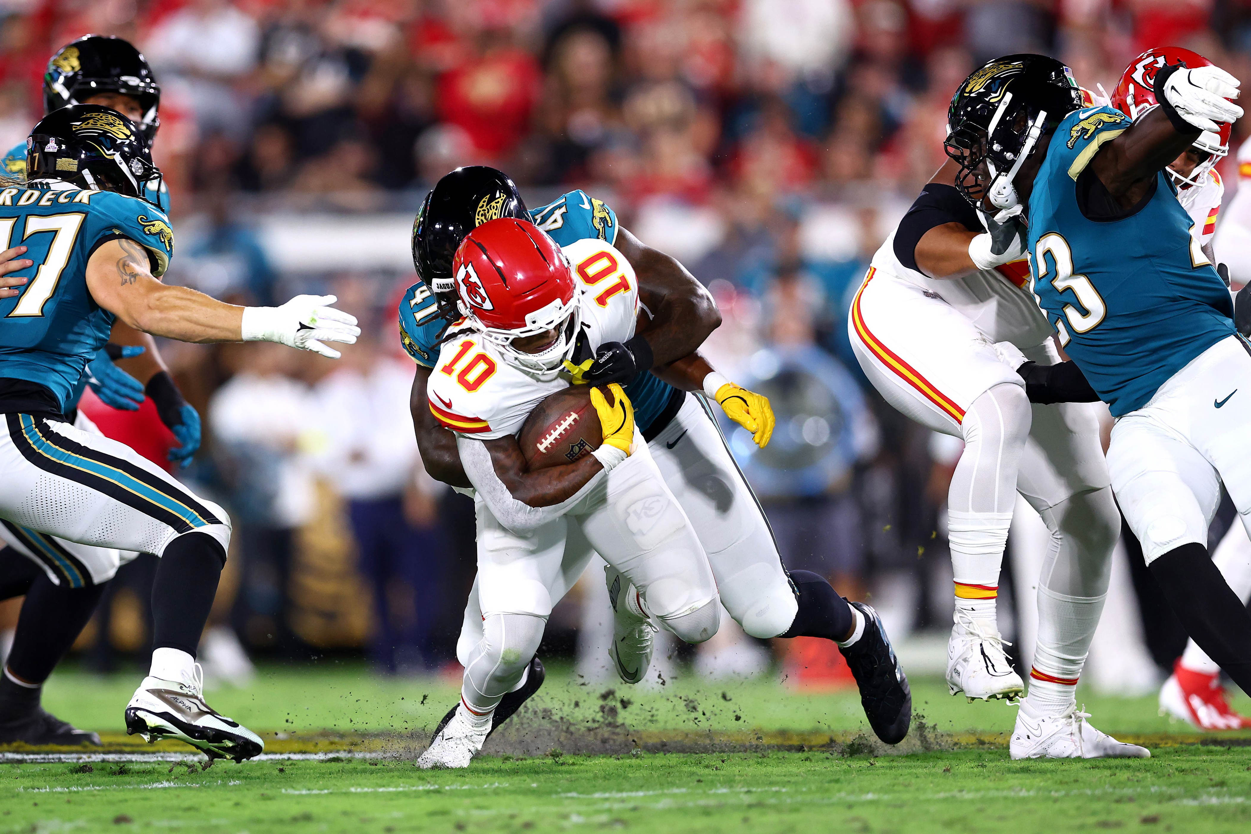 Chiefs linked to trade for intriguing Isiah Pacheco replacement