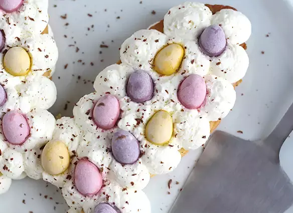Easter bunny tart with chocolate eggs