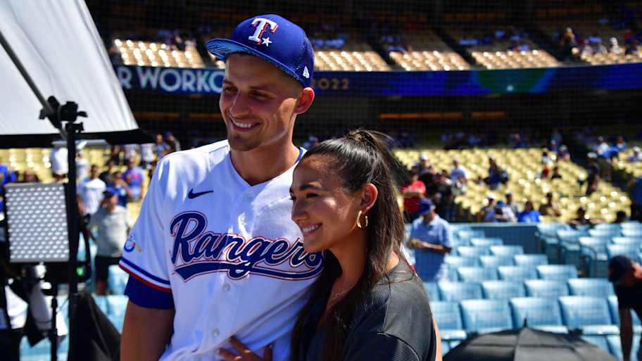 Ex-Dodgers star Corey Seager's new baby has famous MLB ballpark first name