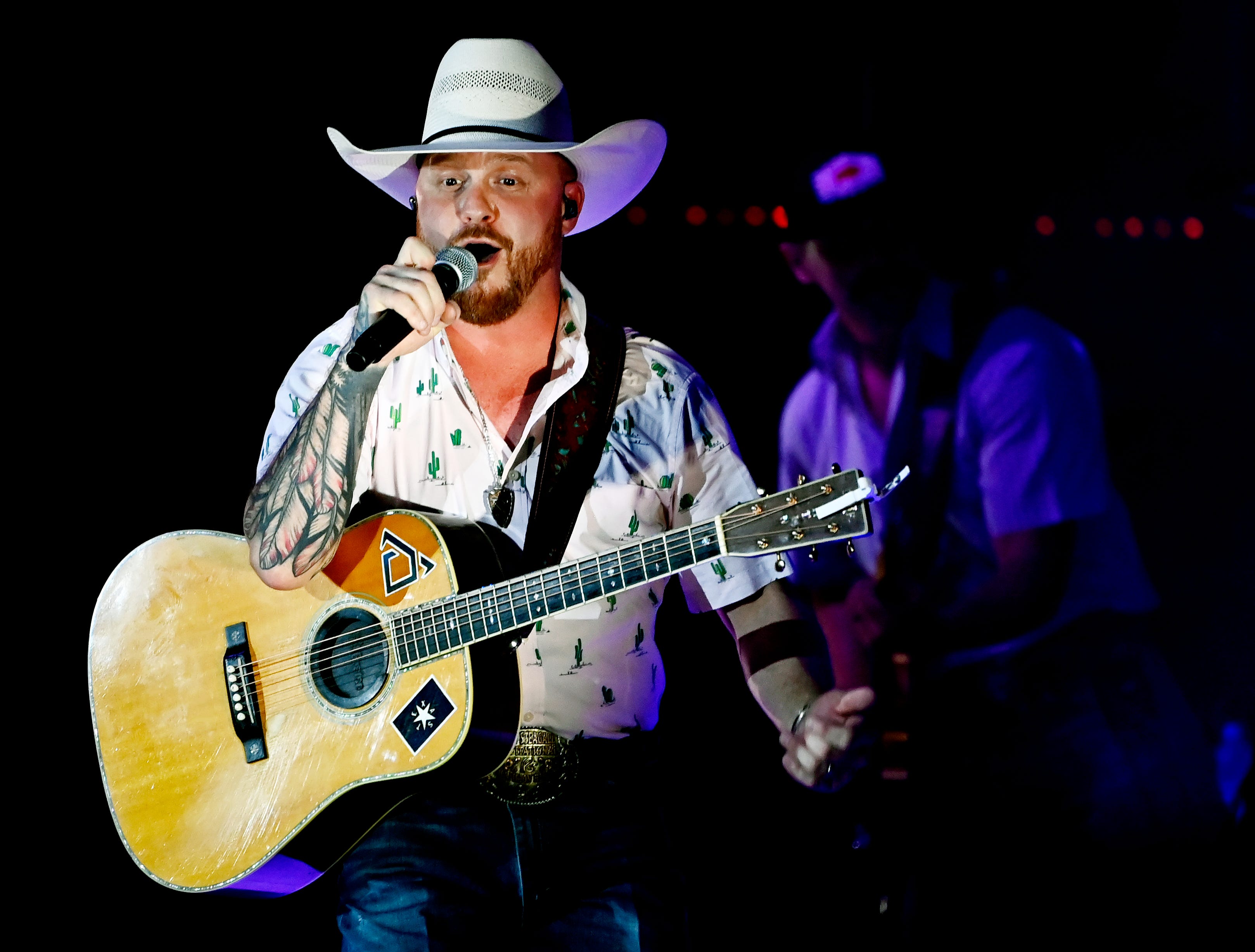 Cody Johnson cancels remainder of 2025 shows after battling illness ...