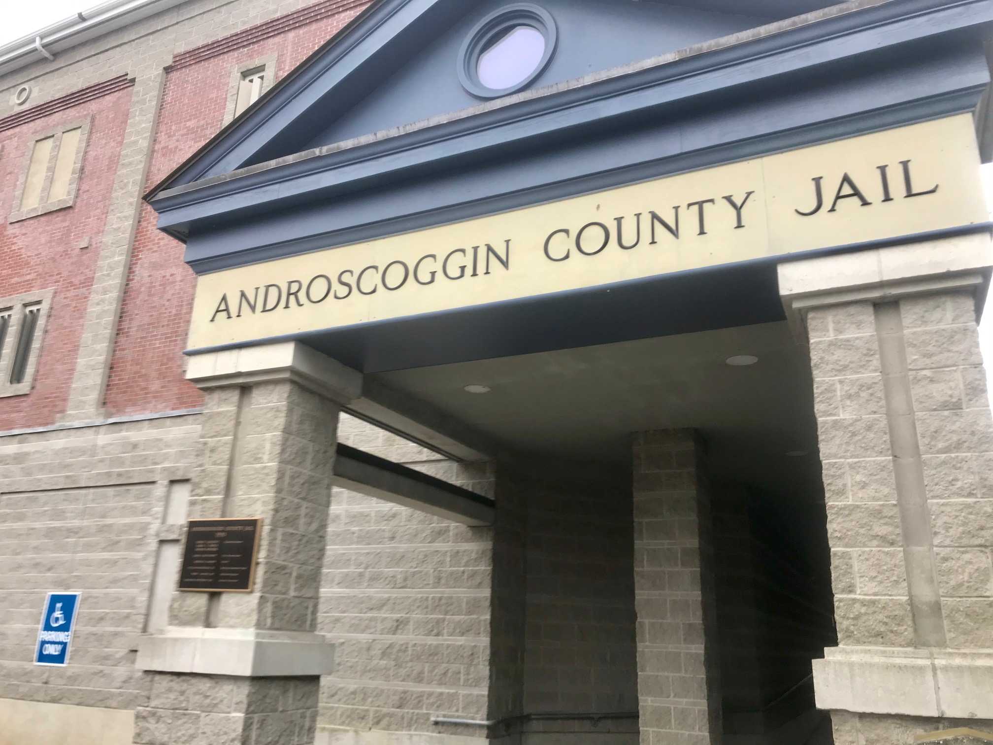 Sheriffs ask commissioners to consider tri-county jail