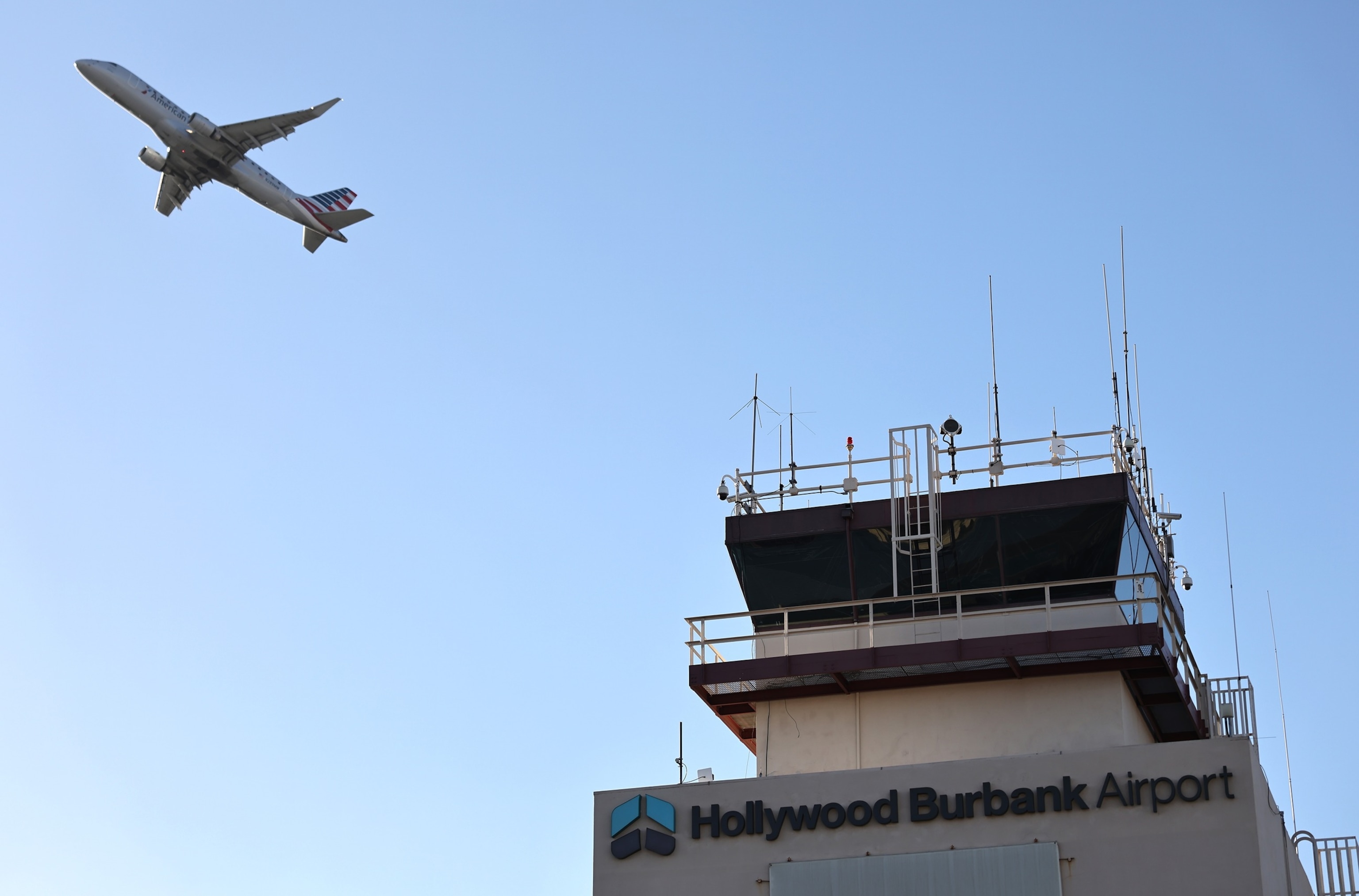 Air traffic controller shortages lead to canceled flights, delays ...