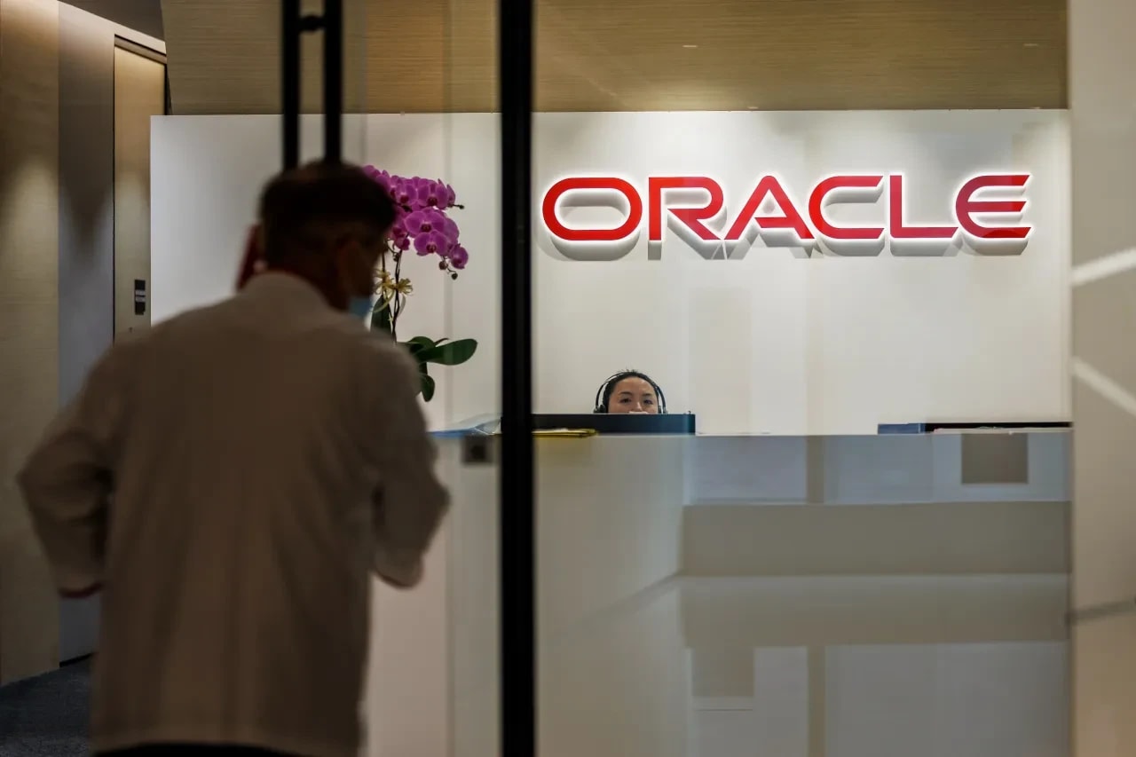 Oracle Shares Drop After Report Suggests $100 Million Loss From Nvidia ...