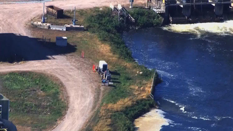 1 dead after boat capsizes on Mississippi River near Xcel nuclear plant ...