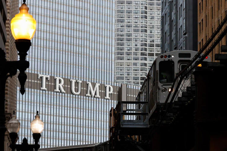 In 'hellhole' of Chicago, Trump hotel rooms cost $600 per night