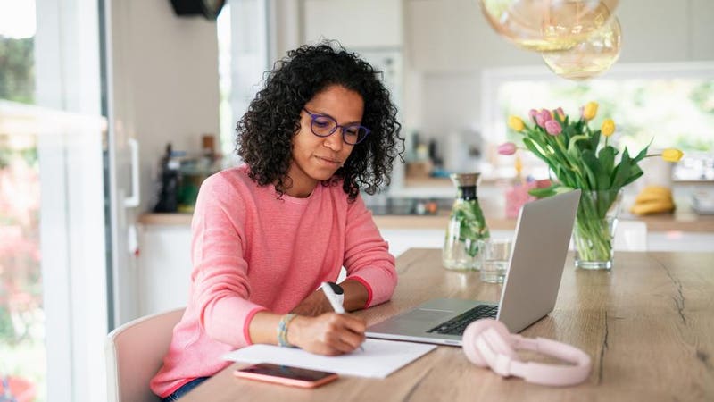 How to become a business consultant