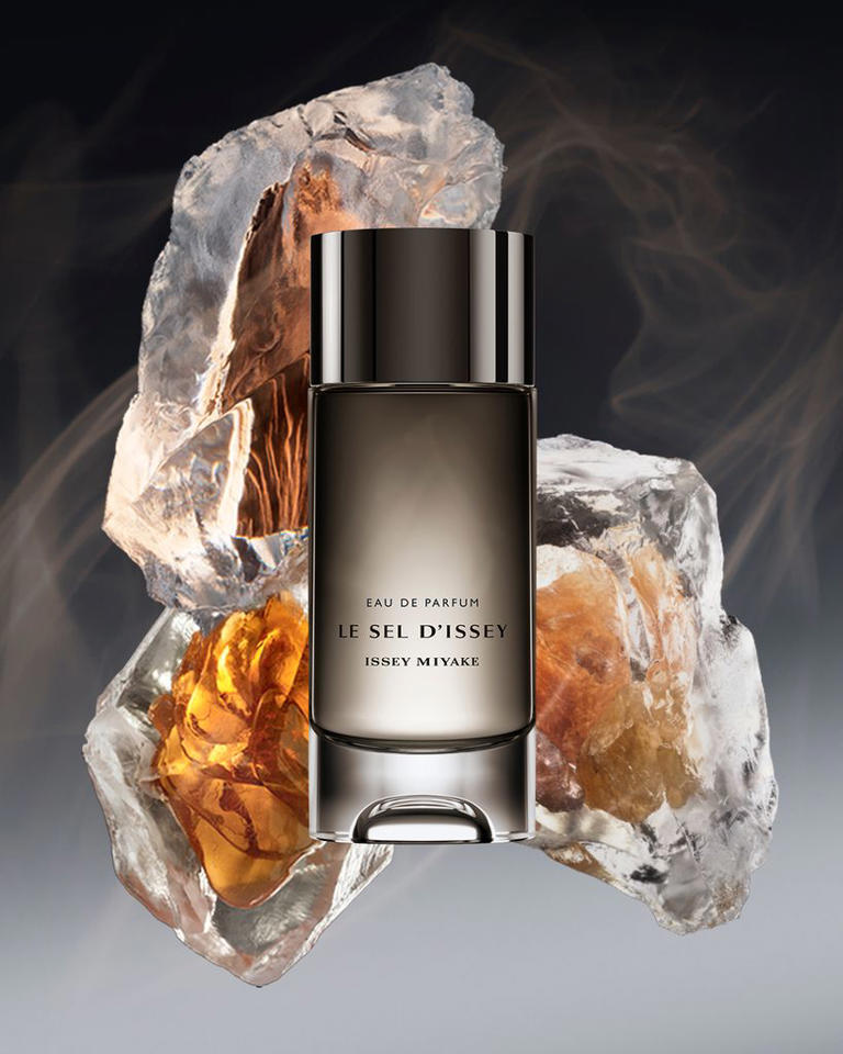 This mouthwatering unisex perfume is perfect if you love a woody scent ...